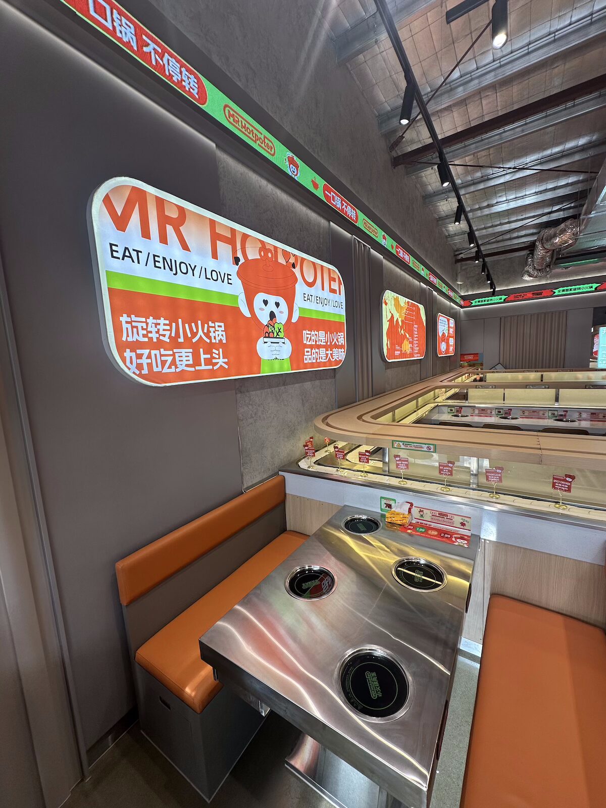 FIRST LOOK: All aboard! Mr Hotpoter, the double-decker, hot pot sushi ...
