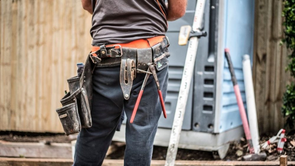 Dodgy tradies targeted as new SA building squad issues $200k in fines ...